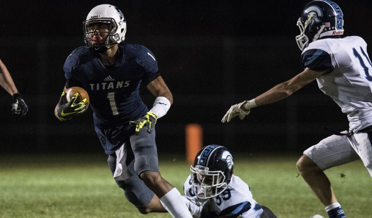 PREP FOOTBALL: Syracuse’s Mo’o torments Layton in 21-7 Titans win; full ...